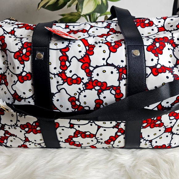 Hello Kitty | Bags | Nwt Sanrio Hello Kitty Pattern Rolling Travel ...